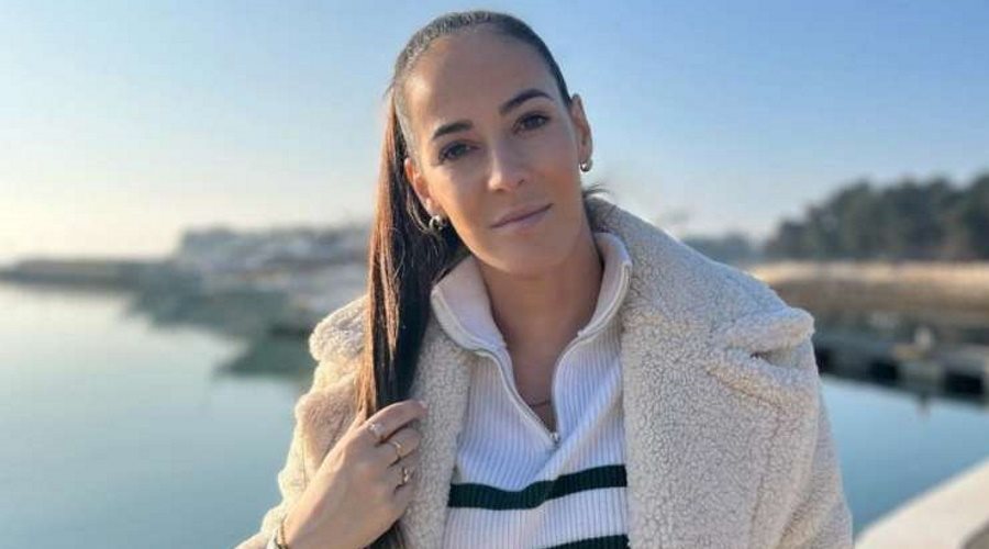 Skrivnostna sestra: kaj počne Urša Gaber, sestra Tine Gaber, na ...