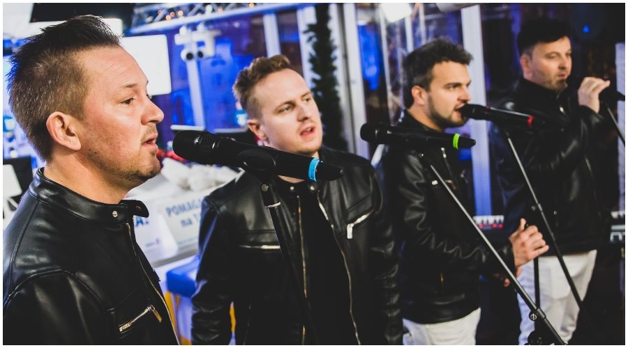 Skupina EROSI za dobro jutro zapela veliko uspešnico Hallelujah