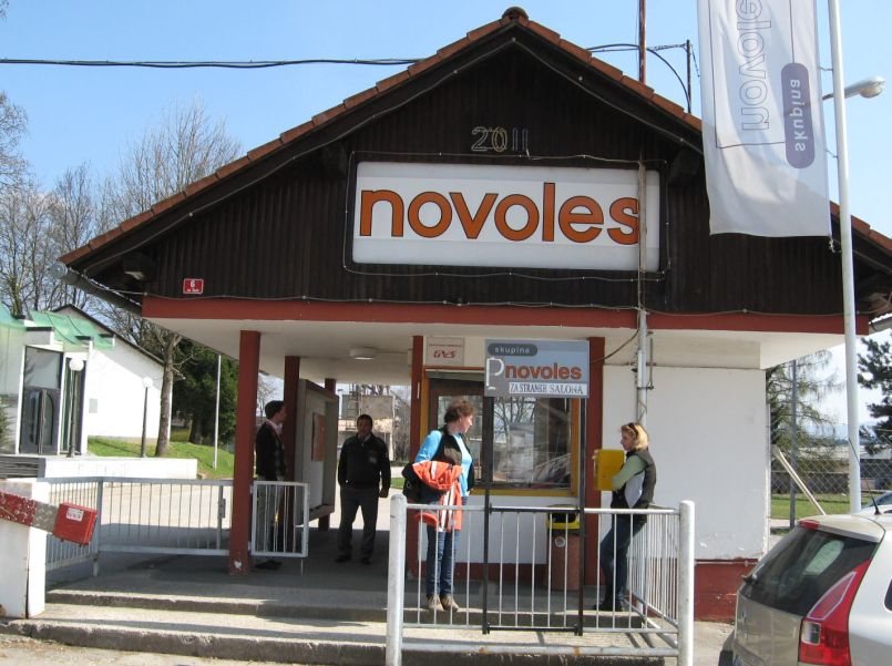 Novoles je prodan