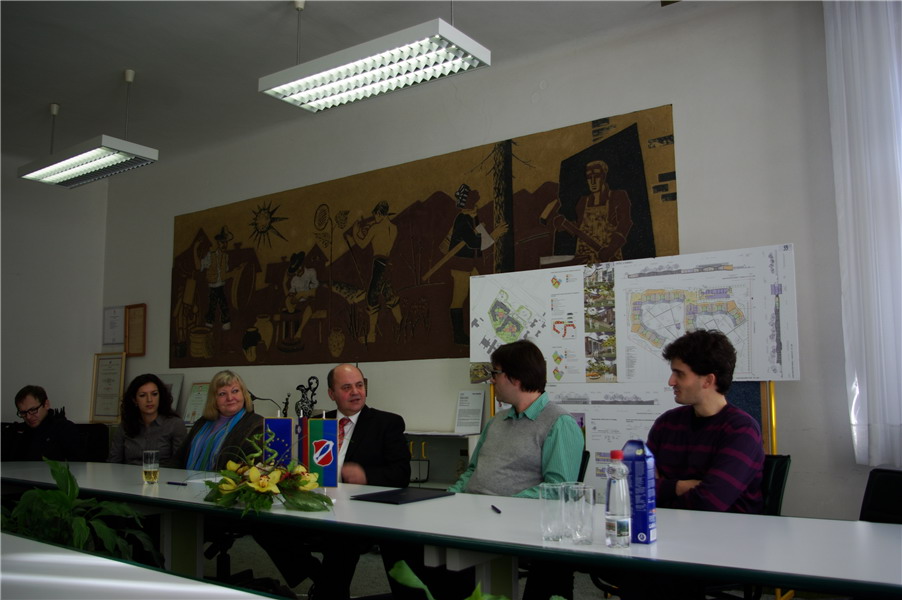 Narejeni so prvi koraki za gradnjo novega vrtca v Ribnici